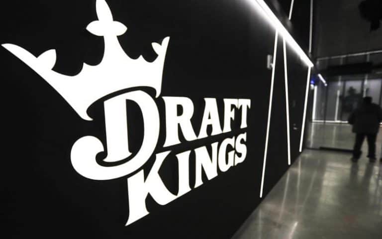 Legal US sports betting giant DraftKings is going public in 2020 ...